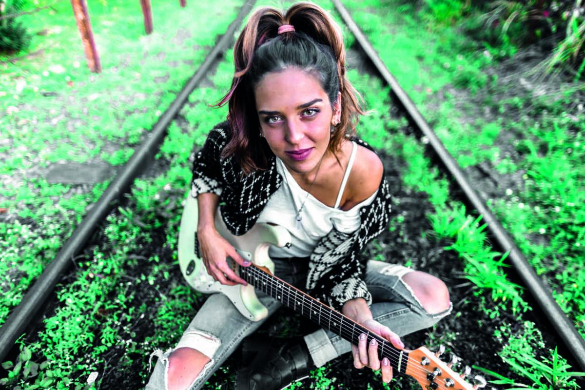 A nova estrela de Alphaville: Rachell Luz já gravou canções com Seu ...